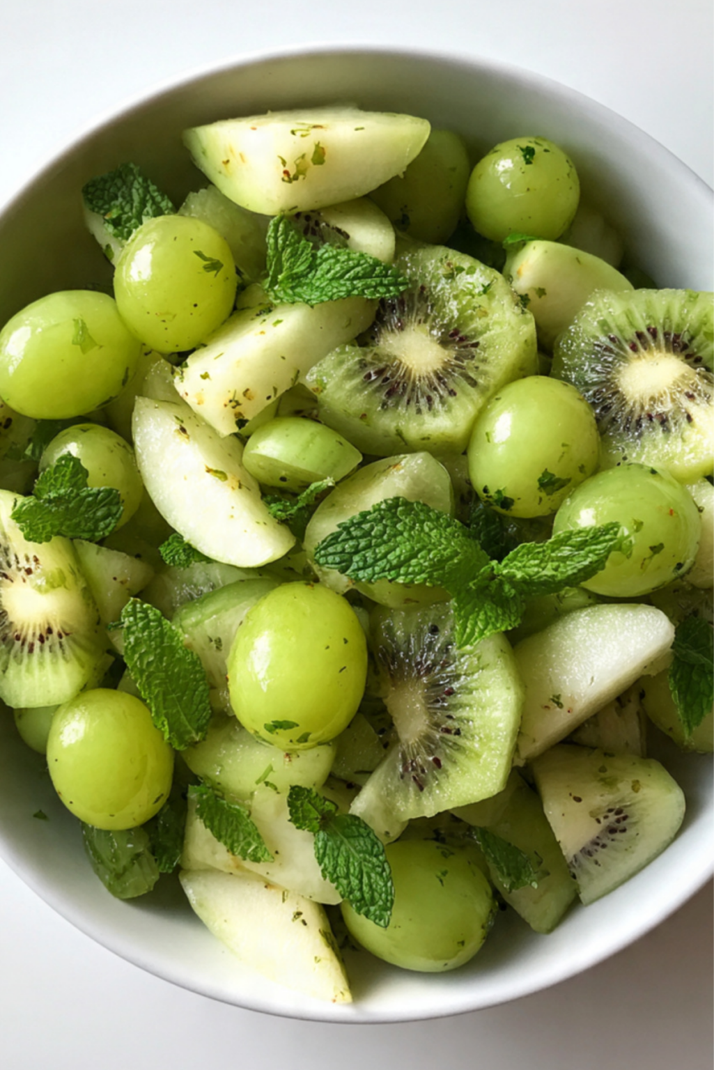Fast and Fancy Green Fruit Salad - CookingFlash
